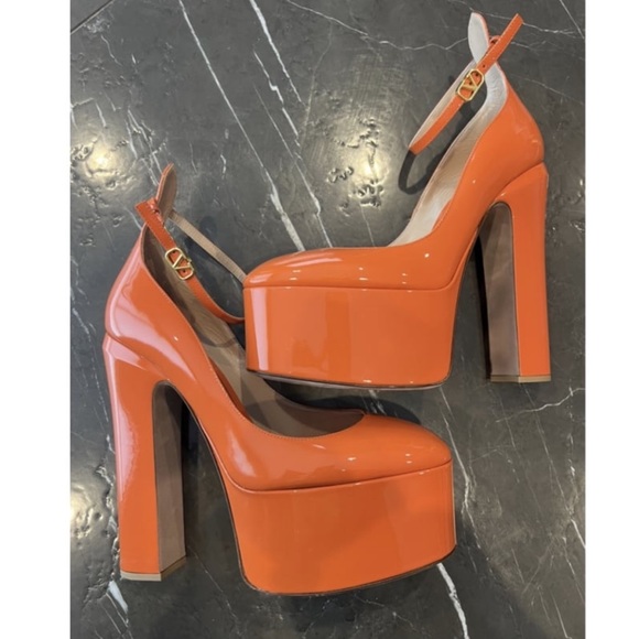 Valentino Garavani | Shoes | Like New Valentino Tango Pumps | Poshmark